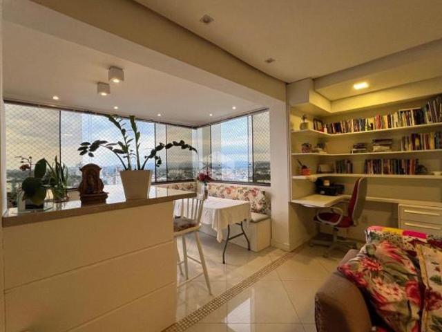 Apartamento 02 dormitórios 01 suíte no Centro