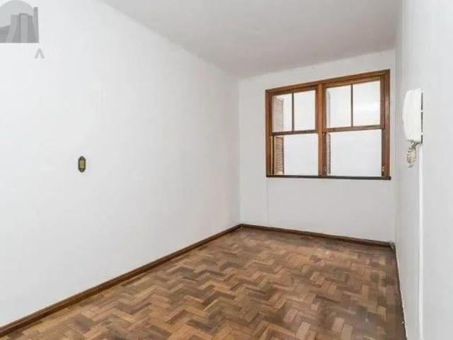 Apartamento 02 dormitórios térreo no Bairro Rio Branco