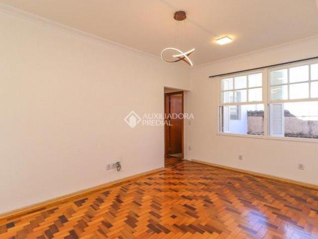 Apartamento 02 dormitórios à venda no bairro Praia de Belas, Porto Alegre