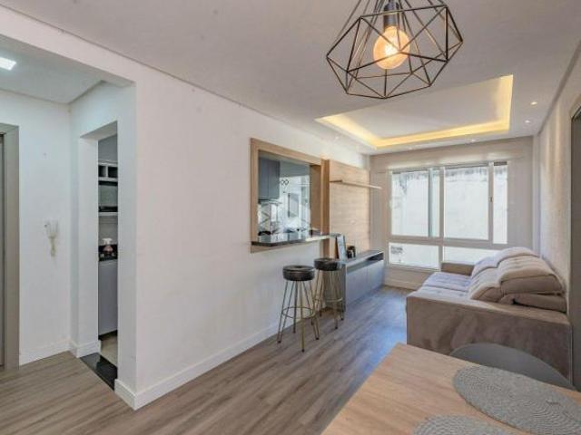 Apartamento 02 dormitórios bairro Auxiliadora