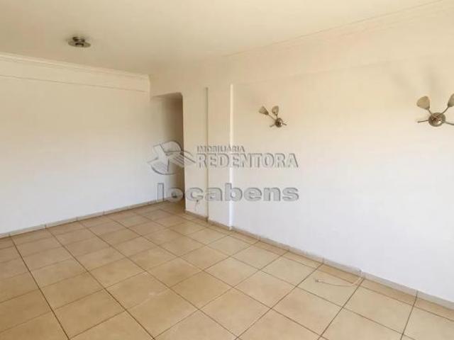 Apartamento 02 dormitórios Centro