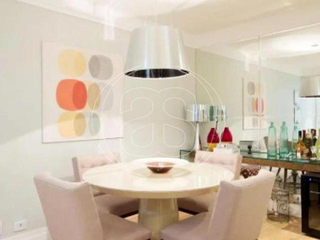 APARTAMENTO 02 DORMITÓRIOS COM 01 SUÍTE REFORMADO MOEMA INDIOS