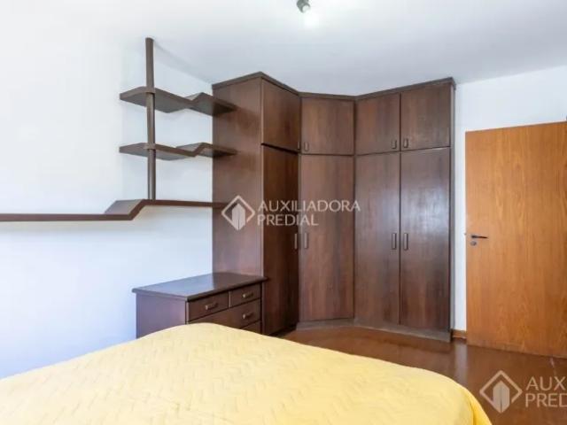 Apartamento à venda, 53 m², 2 dormitórios no bairro Cidade Baixa. Oportunidade!