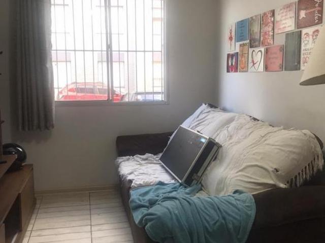 Apartamento 02 dormitórios Condomínio Celmar Gonçalves