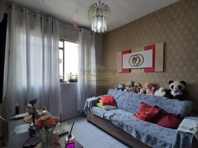 Apartamento 02 Dormitórios e Garagem Bairro Saboó em Santos