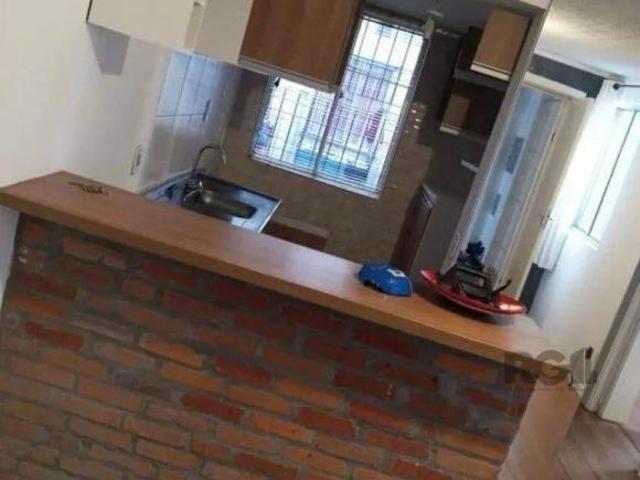 Apartamento 02 dormitórios e vaga rotativa, no bairro Jardim Leopoldina, em Port