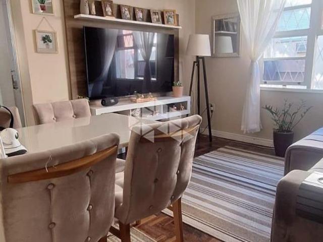 Apartamento 02 dormitórios no bairro Cristal, Porto Alegre