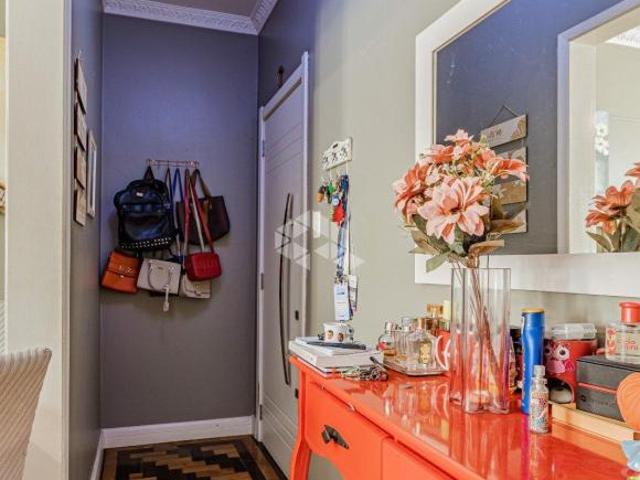 Apartamento 02 dormitórios no bairro Navegantes em Porto Alegre