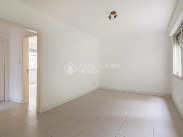 Apartamento 02 dormitórios no bairro Santana