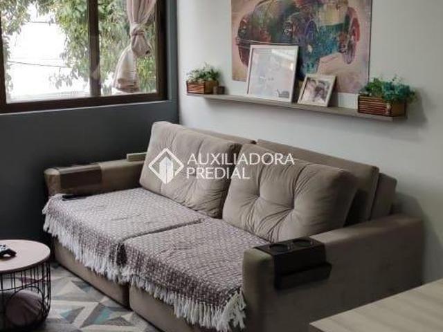 Apartamento 02 dormitórios no Jardim do Salso