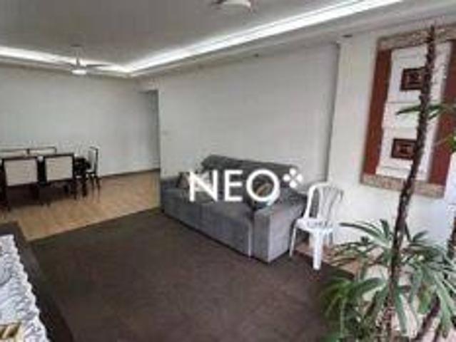 Apartamento 02 dormitórios no José Menino a 02 quadras da praia