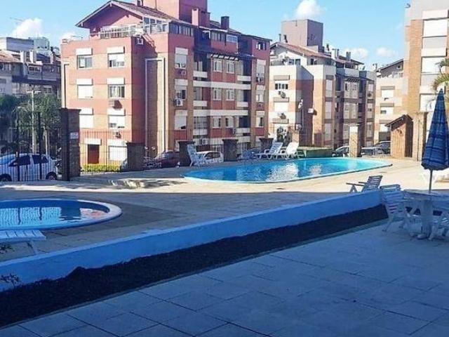 Apartamento 02 dormitórios sacada com churrasqueira peças amplas em Tradiciona