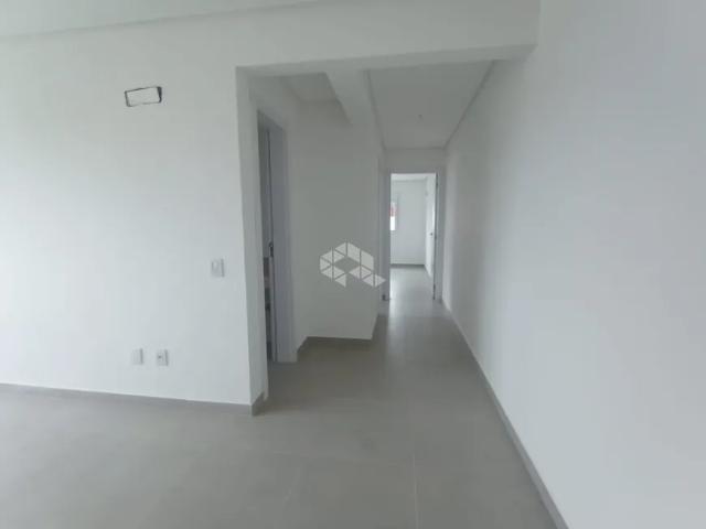 Apartamento 02 dormitórios, suite e garagem