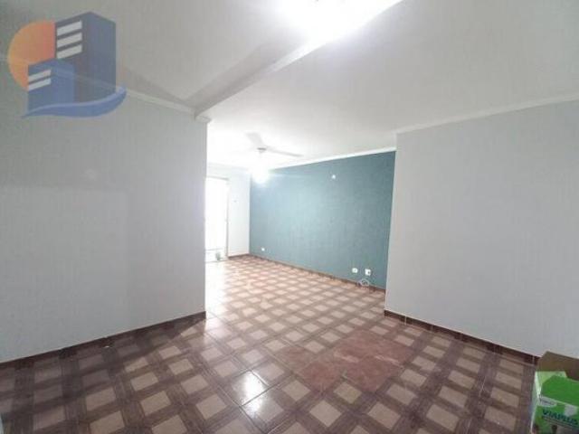 Apartamento 02 Dormitórios/02 Banheiros Prédio com Portaria 24hs