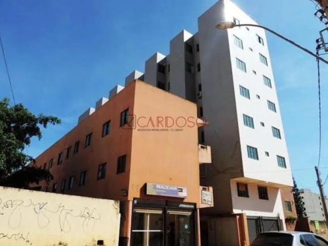 Apartamento 02 em Vicente Pires DF, cozinha com armário, elevador, rua 04 Aceito Carro