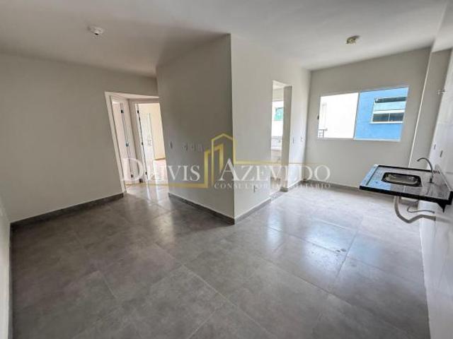 Apartamento 02 Quartos c/ elevador e varanda