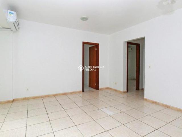 Apartamento 02 quartos com sacada e churrasqueira no bairro Jardim Botânico