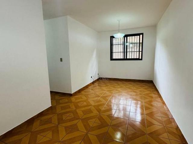 APARTAMENTO 02 QUARTOS, CONDOMÍNIO BARATO NO MELHOR DA VILA SANTA CATARINA