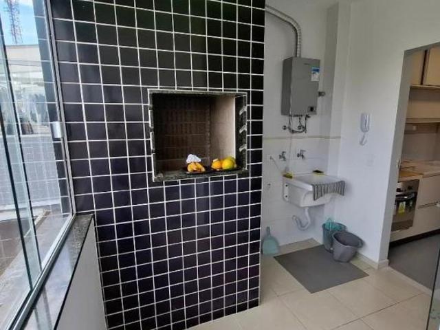 Apartamento 02 quartos c/suíte, vaga coberta no Tingui/Bacacheri em Curitiba PR