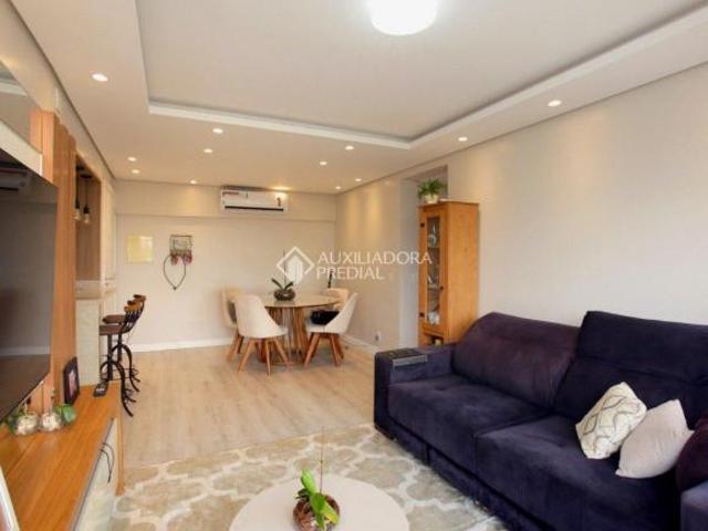 APARTAMENTO 02 QUARTOS E 02 VAGAS NO BAIRRO CRISTAL