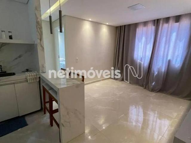 Apartamento 02 quartos em Vespasiano