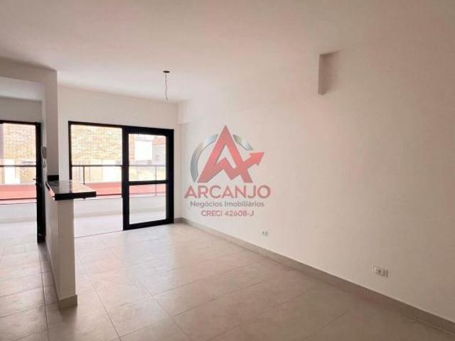 Apartamento 02 suites, 01 lavabo, bem localizado no bairro do Itagua