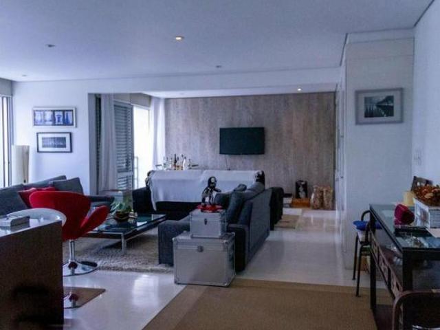 Apartamento 02 suites 02 vagas de garagem Perdizes