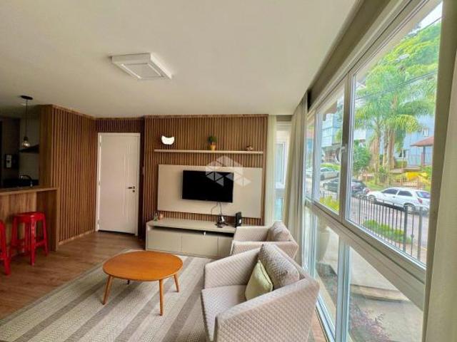 Apartamento 02 suítes, no Centro de Gramado, 1 vaga de garagem