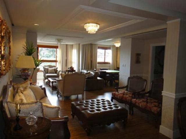 Apartamento 04 Dorm. Bairro Centro