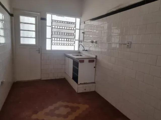 Apartamento 04 dormitórios ou gabinete com 01 vaga no bairro Praia de Belas