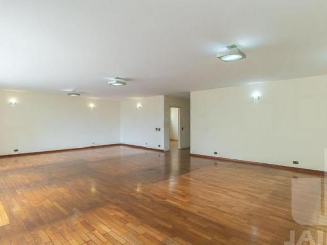 Apartamento 04 dormitórios, 01 vaga em Higienópolis
