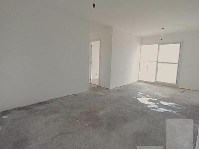 Apartamento 04 dormitórios, 02 vagas em Vila Primavera
