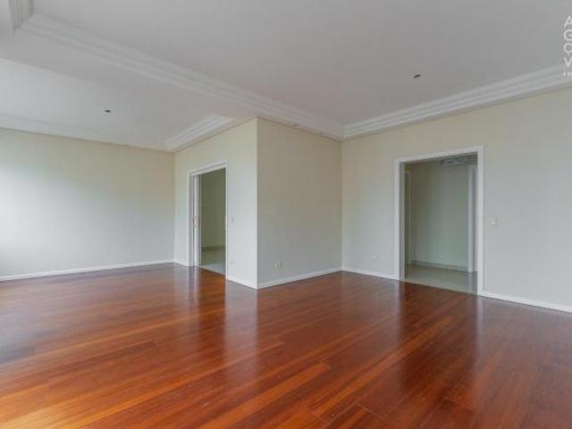 Apartamento, 04 Dormitórios, 02 Vagas, Ensolarado, Batel, Curitiba