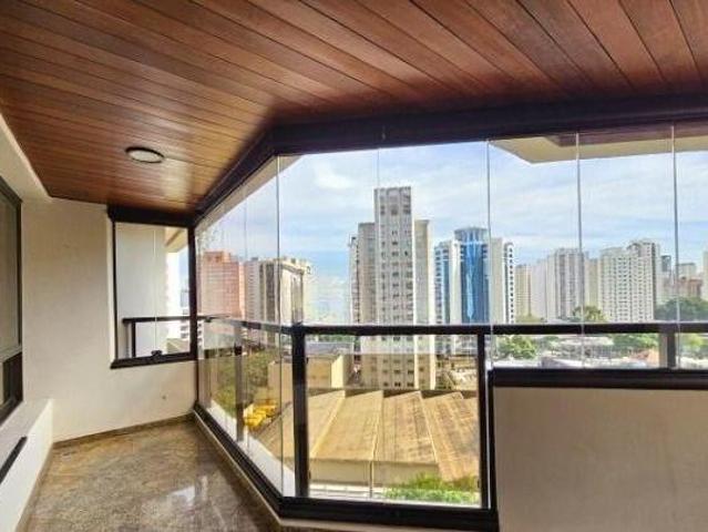 Apartamento 04 dormitórios 02 suítes 04 vagas fixas Moema Imperdível
