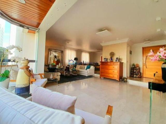Apartamento 04 Suítes, 02 Vagas no Itaim Bibi