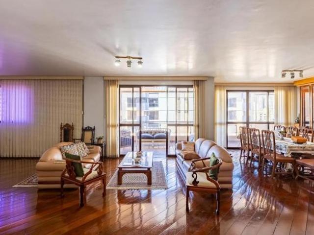 Apartamento 04 suítes no Setor Bueno, Goiânia