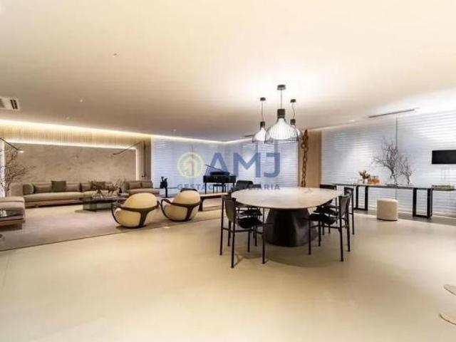 Apartamento 04 Suítes Plenas a Venda no Setor Oeste!
