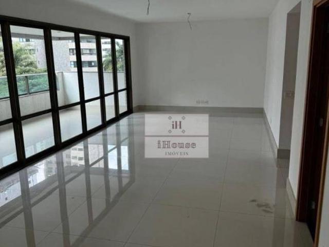 Apartamento 04 suítes, varanda gourmet, 04 vagas de garagem. Prédio lazer Premium