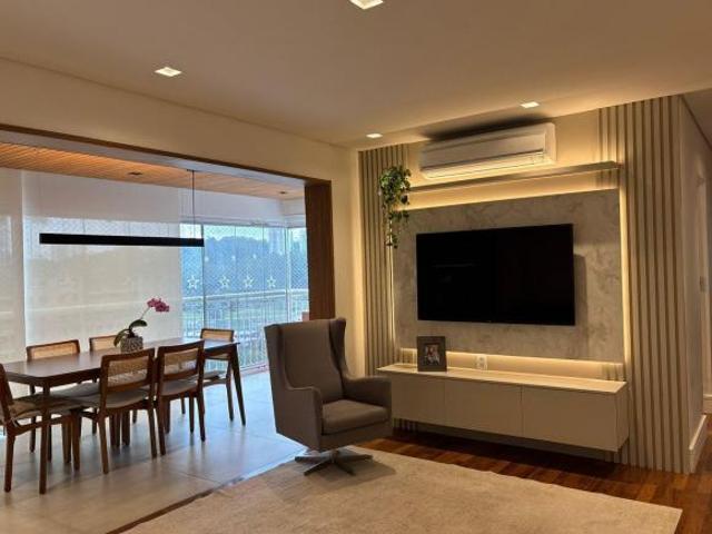 Apartamento 100% Mobiliado, com 95m², 3 dormitórios, 2 vagas Condomínio clube