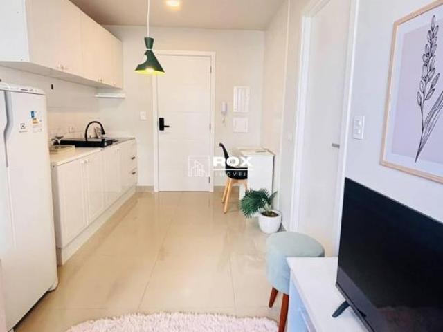 Apartamento 100% mobiliado com 1 quarto à venda, com 29 m² Centro Curitiba/PR