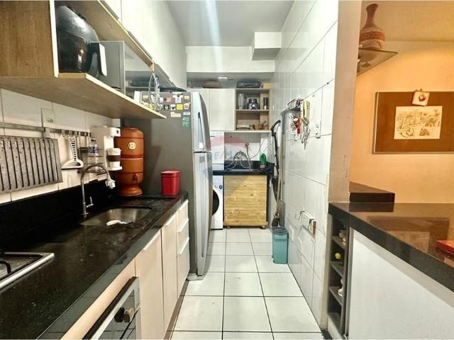 Apartamento 100% Mobiliado Com 2/4 Sendo Uma Suíte No Bairro de Sta. Teresa, Salvador
