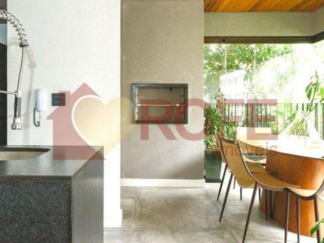 Apartamento 100% mobiliado de 84m2 com 2 Suites e 2 Vagas, Lazer Completo na Vila Olímpía