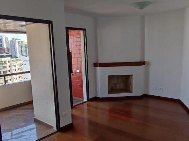 Apartamento 100m² à venda, Morumbi, São Paulo, SP. Com 3 Dormitórios sendo 1 Suíte, Sala com lareira