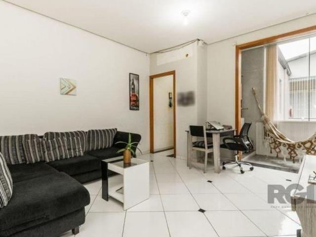 Apartamento 100m² 2 dormitórios, 1 suíte no bairro Independência