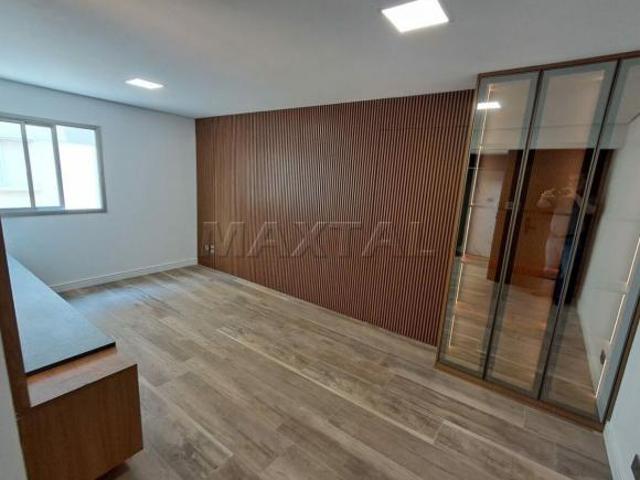 Apartamento, 102m² com 3 dormitórios, 1 suíte, sala ampla, cozinha planejada, 1 vaga