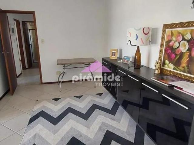 Apartamento 108m² com 3 Dormitórios à Venda por R$ 440.000 no Jardim das Nações Taubaté