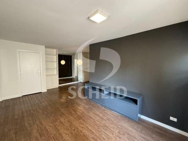 Apartamento 110m² na Bela Vista com 3 Dormitórios, Suíte, Varanda e Vaga Fixa