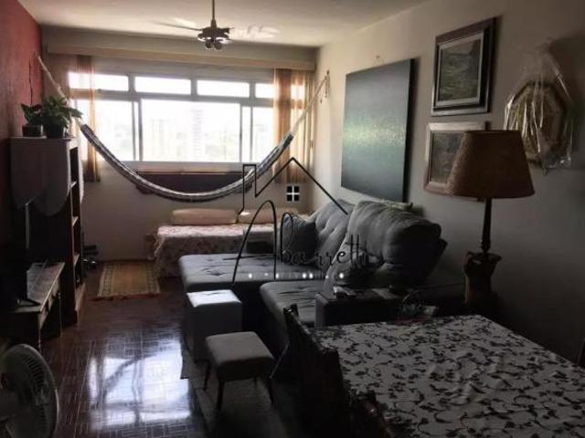Apartamento 112 m2 3 dormitórios, sendo 1 suíte, 2 banheiros Centro