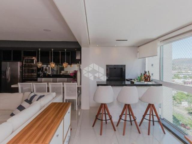 Apartamento 114m² 3 dormitórios com suite 2 vagas central parque