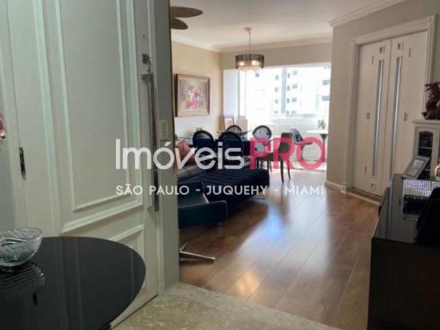 Apartamento 117m² 3 dormitórios para Venda em Moema